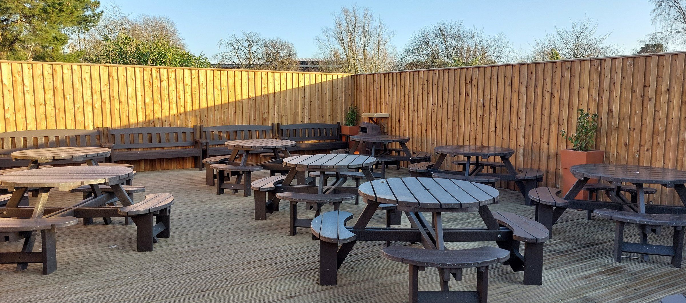 Wide Range of Sustainable Wooden and 100% Recycled Plastic Picnic tables
